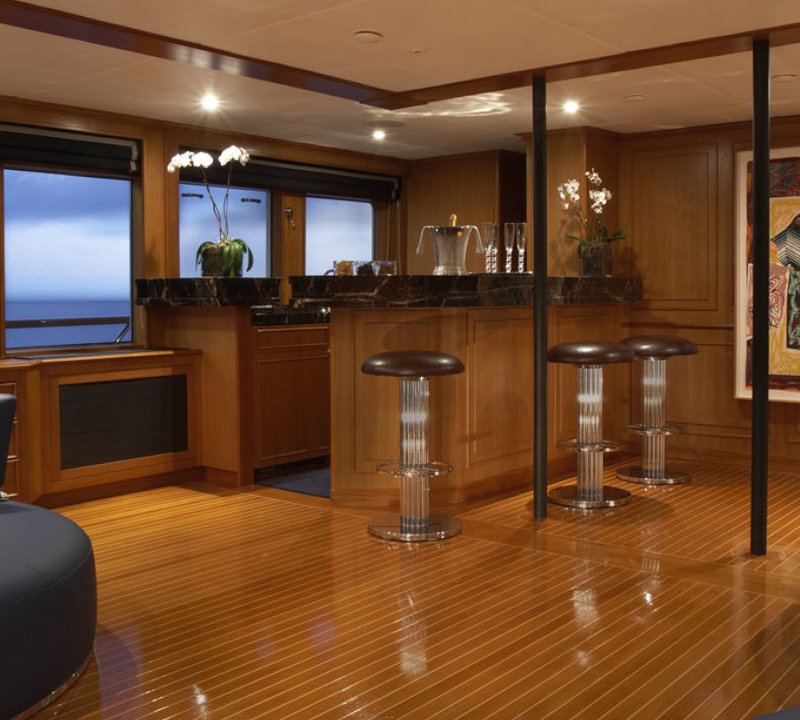 Bar Image Gallery - Main Saloon With Bar Area - Sundeck bar – Luxury ...
